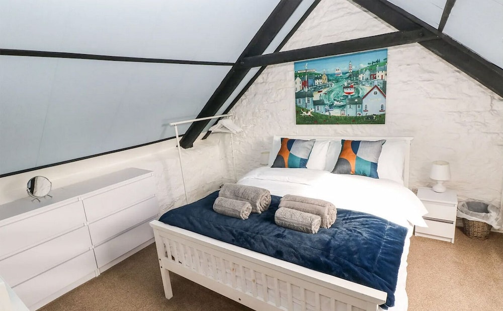 Dog Friendly 18th Century Cottage - Manorbier