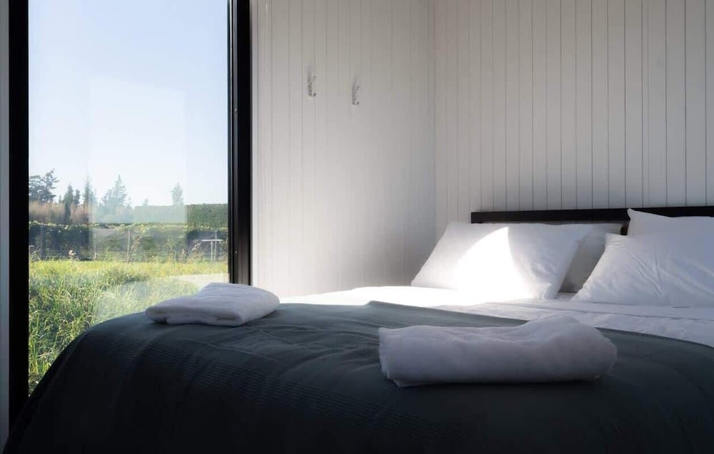 Vintners Retreat By Tiny Away - Rolleston