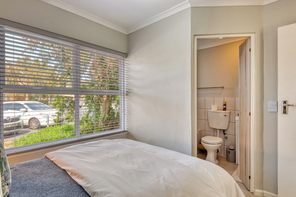 Uniquestay Atlanta 59 With Wi-fi & - Somerset West