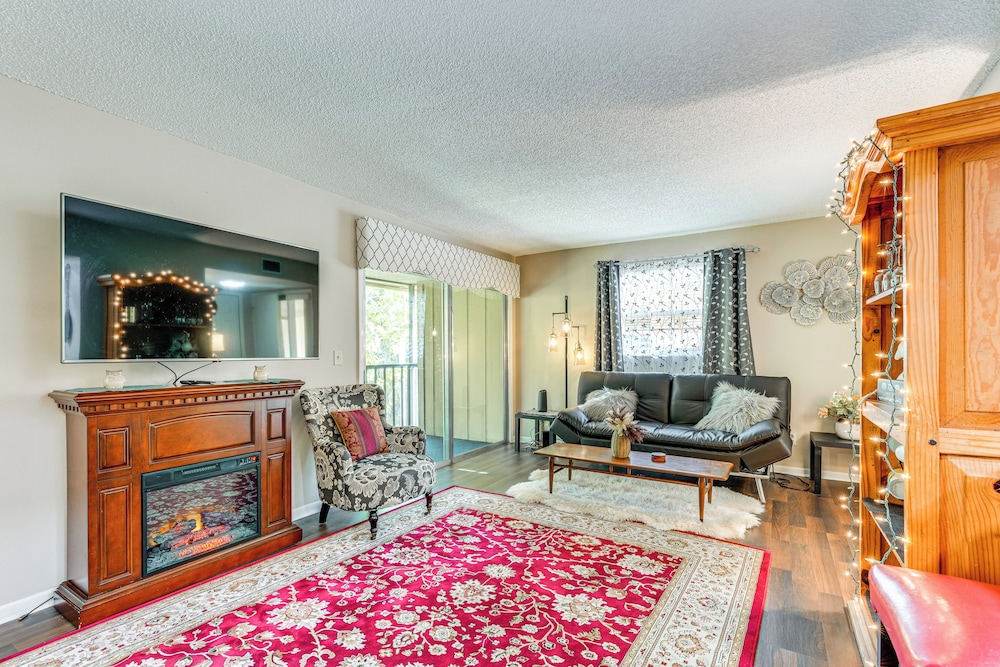 靠近主题公园的泳池和海滩通道公寓 - 桑福德