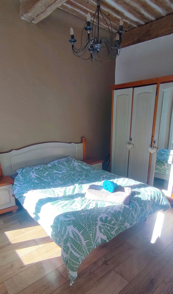 Provencal Apartment With Balcony In The Var - Les Arcs sur Argens