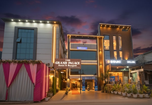 Via Grand Palace Faridabad - Faridabad