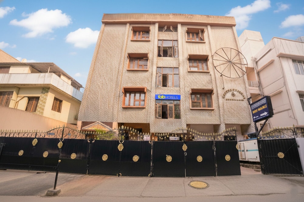 Fabhotel Home Tree Service Apartment T Nagar - Chennai