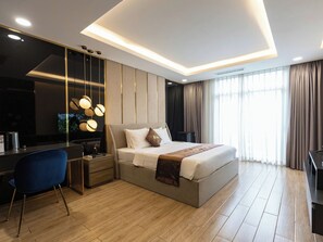 Suite de Luxo, vista para o parque | 1 quarto, roupa de alta qualidade, edredões de penas, minibar 