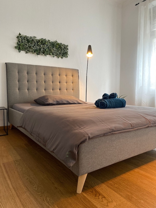 Room-spacious Room In Coliving Apartment - Frankfurt