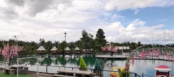 Coconut Garden Garden Cafe - Chiang Rai