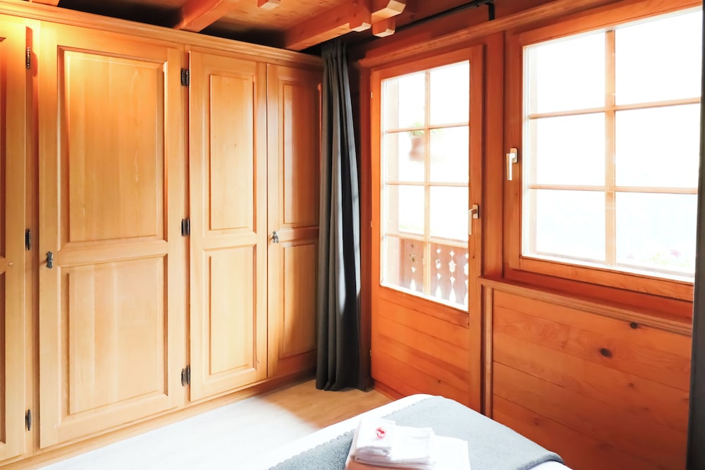 Ski Holidays In Switzerland In A Mountain Chalet - Champéry