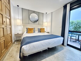 Habitación doble sin cocina | Cofre no quarto, quartos insonorizados, berços/camas para crianças 