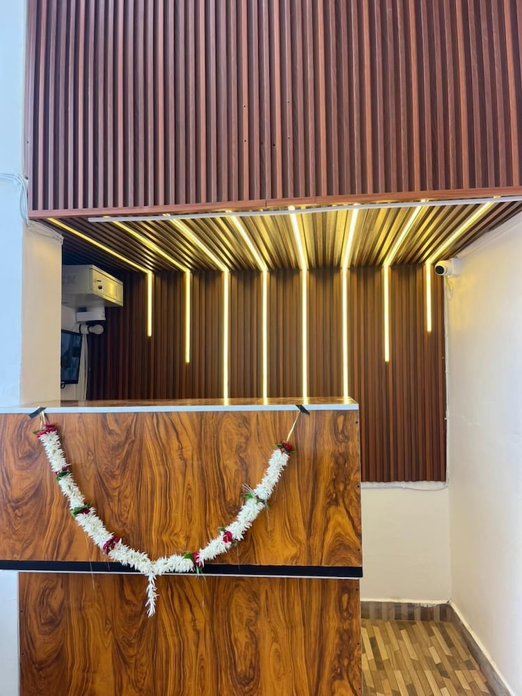 恒河宫酒店 - 瓦拉那西