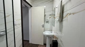 Apartamento conforto | 1 quarto, roupas de cama premium, escrivaninha, Wi-Fi de cortesia