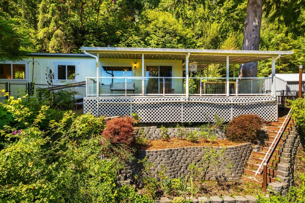 Canal Cliff Cottage In Belfair - Twanoh State Park, Union