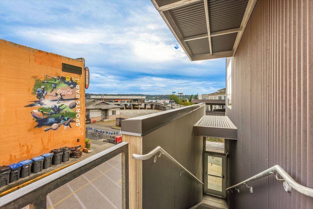 Admiral Condo 201 In Bremerton - 브레머튼