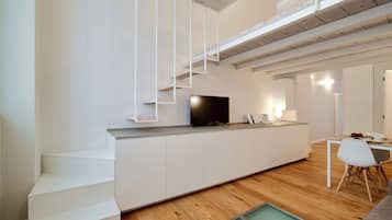 Loft lua de mel, 1 cama de casal e sofá-cama, cozinha | 1 quarto, Wi-Fi de cortesia