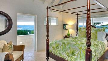 Vila, 5 quartos, para fumantes, piscina particular | 5 quartos