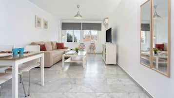 Apartamento Clássico, vista para o jardim | Sala de estar