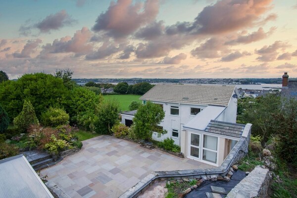 Longview - 4 Bedroom Holiday Home - Pembroke Dock - Pembroke Dock