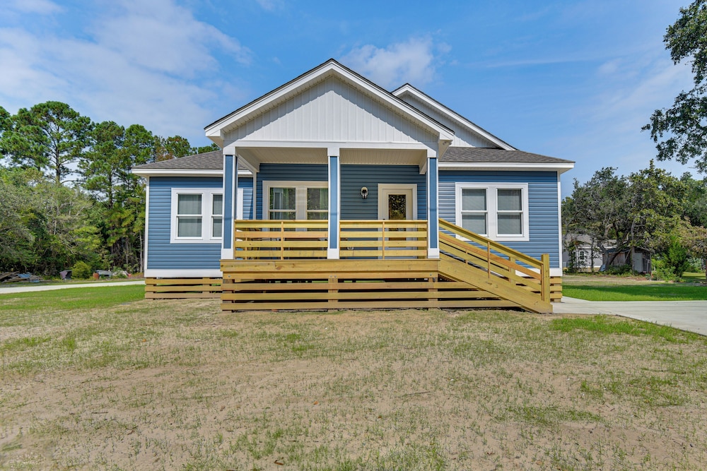 1 Mi To Dtwn Manteo: Dog-friendly Home W/ Deck - Nags Head, NC