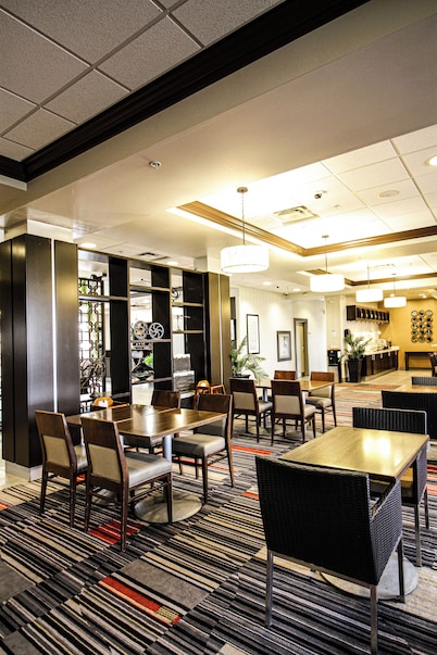 Waterloo Suites Hotel