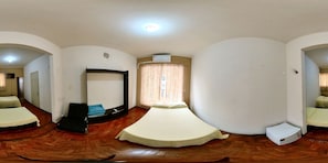 Quarto quádruplo família | Wi-Fi de cortesia, roupa de cama