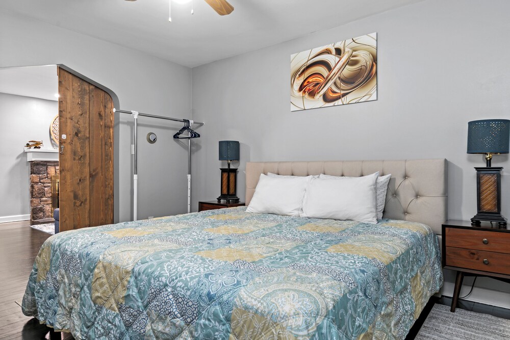 Spacious 5-bedroom house with a fun-filled game room and a fitness room ...