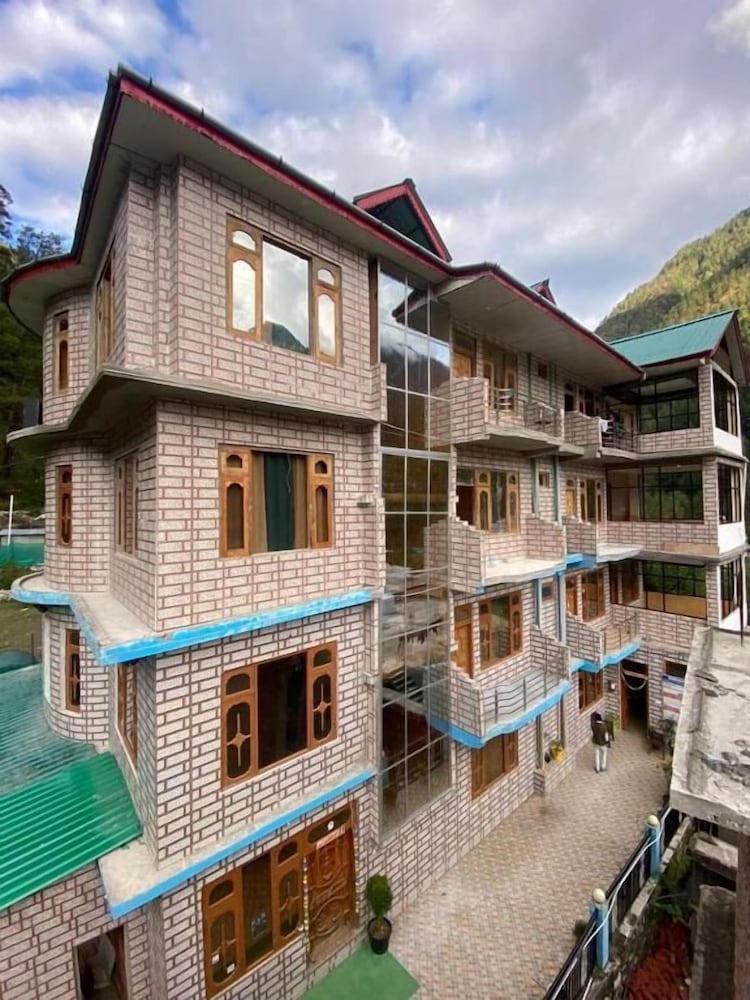 Majestic Mountain Bhaiji Guest House - Mandi