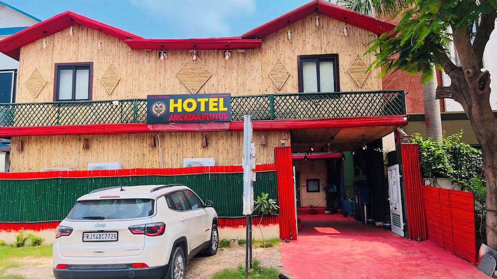 Hotel Arcadia Plutus - Jaipur