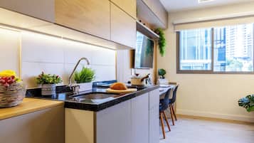 Apartamento | Cozinha privada | Utensílios de cozinha
