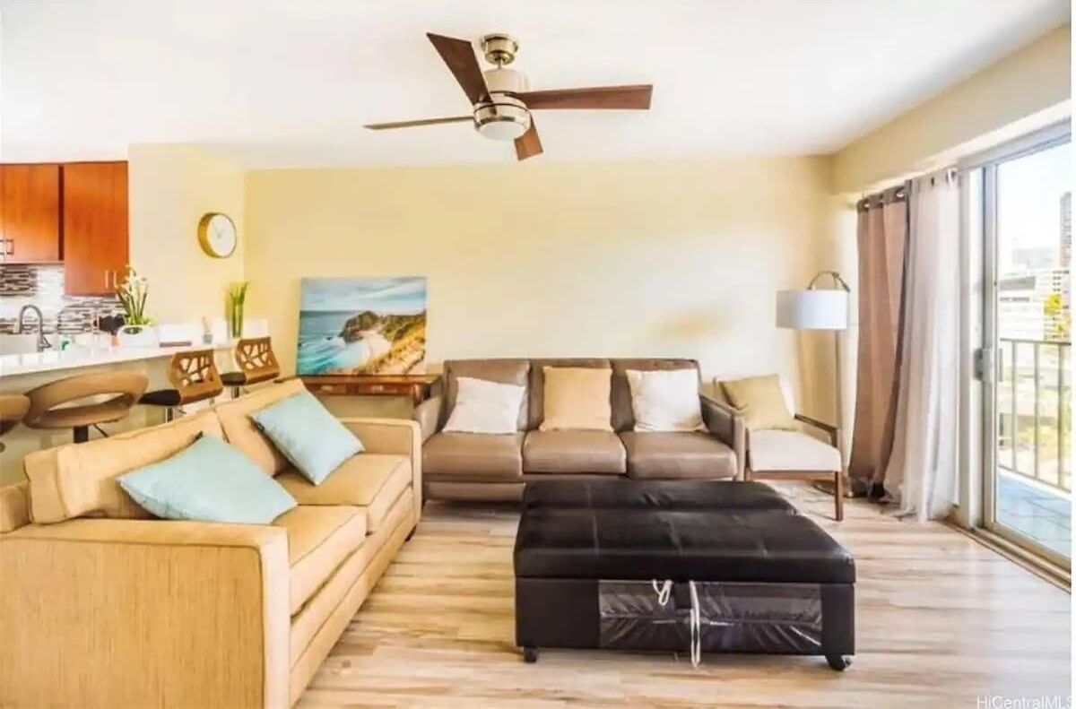 New Reno 2 Apts Fit 12! 2 Car Parking, Pool & More - Honolulu