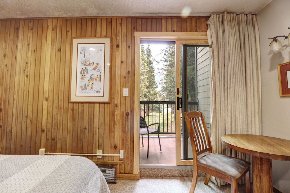 Amazing Ski In/ski Out Condo! Cm116s/cm117h - Copper Mountain, CO