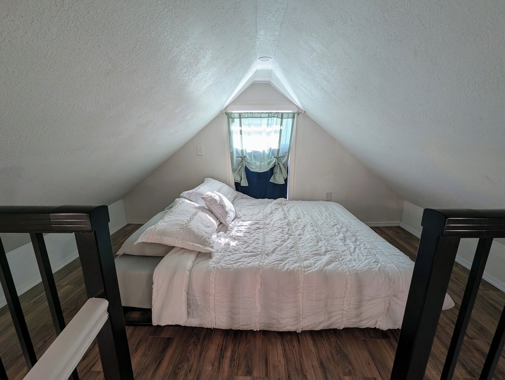 Charming Cottage In Central Salem - Salem, OR