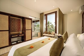 Vila superluxo, 3 quartos, piscina particular, vista para o jardim | 2 quartos, cofres nos quartos, individualmente mobiliados, escrivaninha