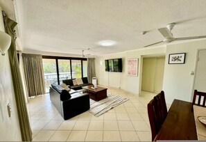 Apartamento | Secretária 
