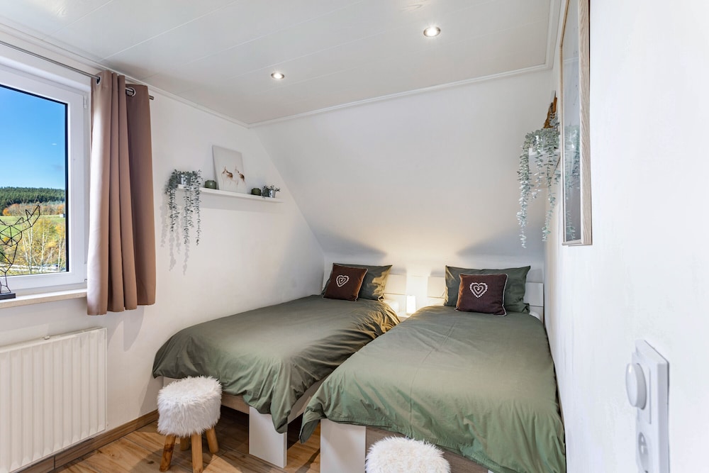 Wunderschöne, Neu Renovierte Ferienwohnung In Willingen Für 2-5 Personen - Willingen (Upland)