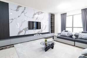 Cortinas blackout, quartos à prova de som, ferros/tábuas de passar roupa