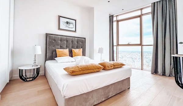 Wealthystays Skyhigh Central - Chypre