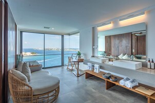 Villa Presidencial | Roupa de alta qualidade, minibar, cofre no quarto, secretária