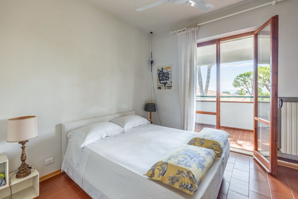 Vacation Home In Numana With 3 Bedrooms Sleeps 7 - Sirolo