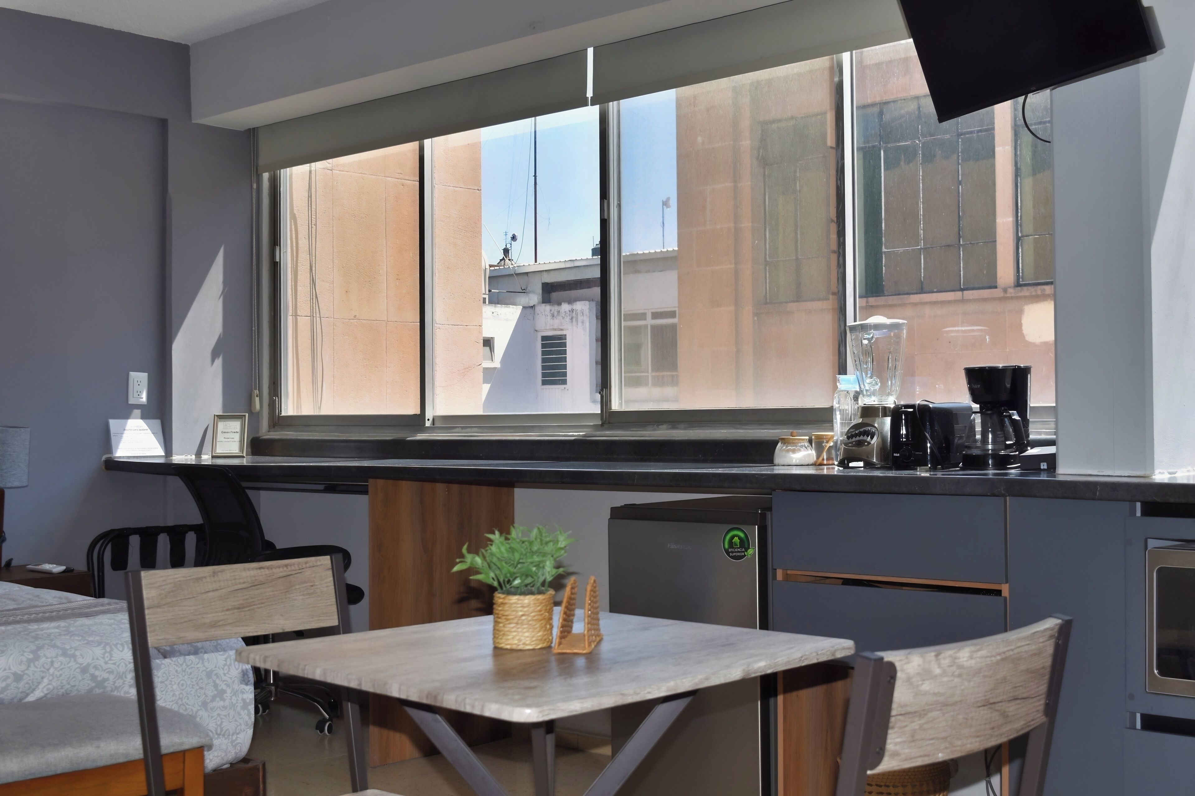 Apartamento luxo | Ferros/tábuas de passar roupa, Wi-Fi de cortesia