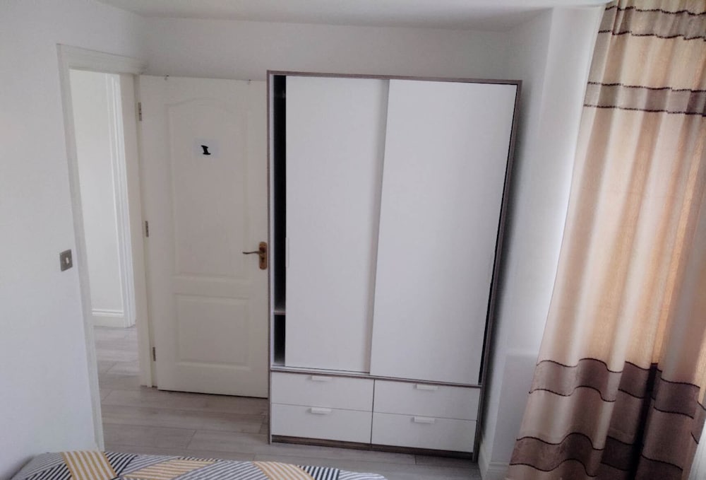 Double Room For Rent. Spacious Room With A Double Bed. - London