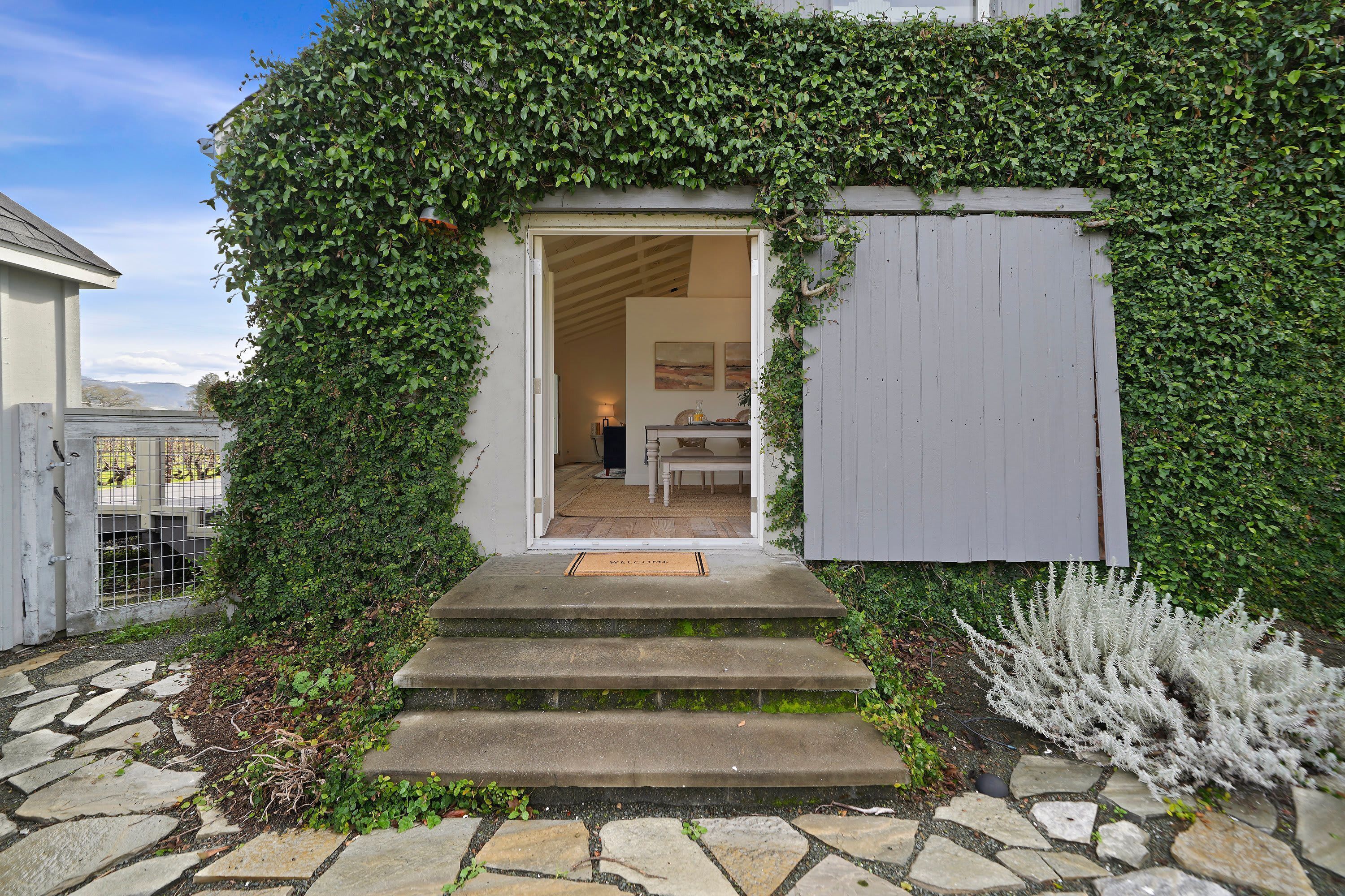 Villa | 2 quartos, secretária, internet de alta velocidade 