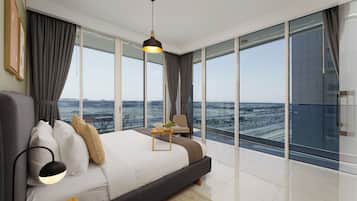 Apartamento Deluxe, 1 cama king-size e sofá-cama, varanda | Vista do quarto