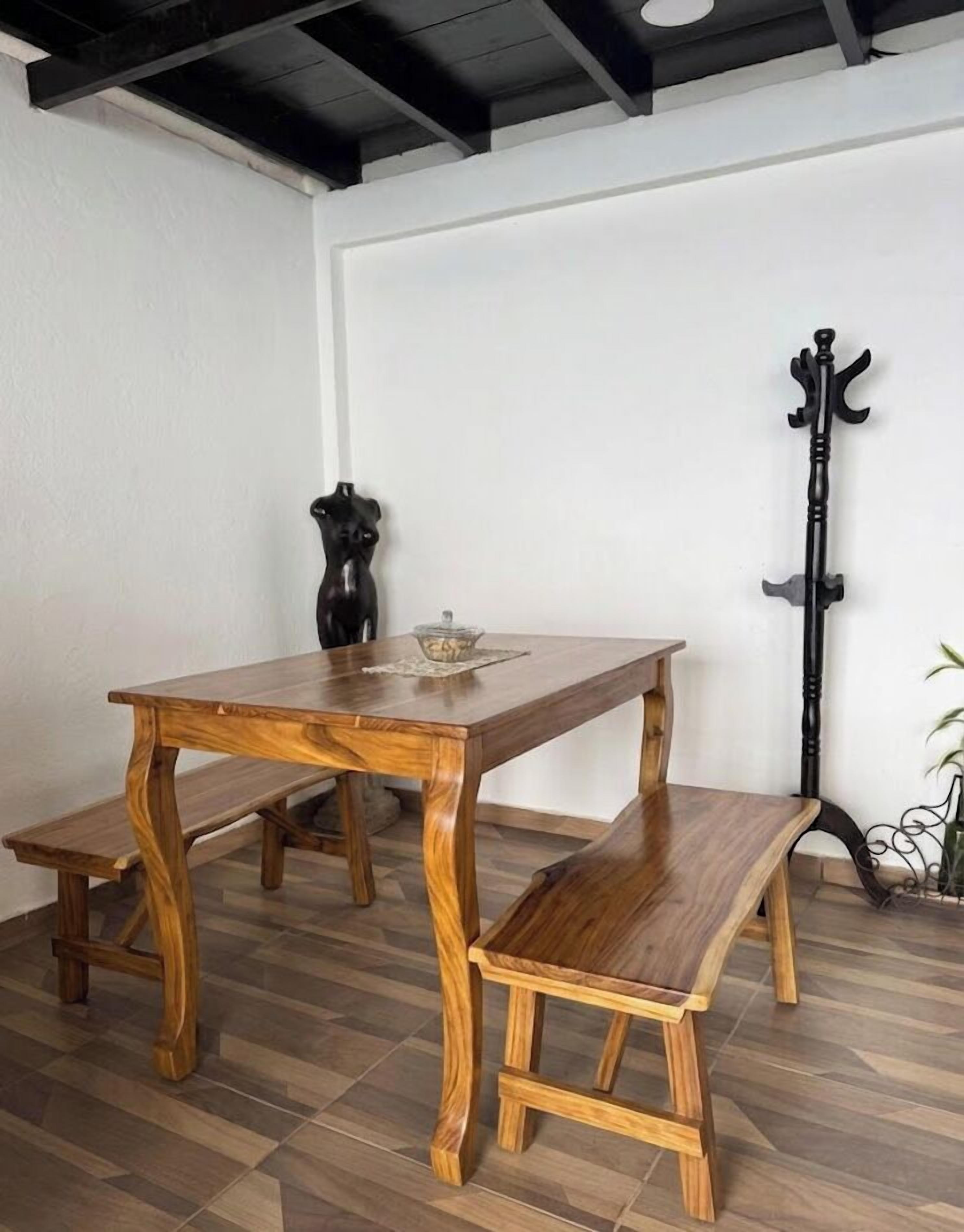 Apartamento básico, vista para o lago | Área de estar