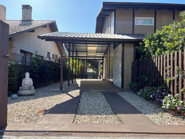 Casa Premium | Vista para o jardim