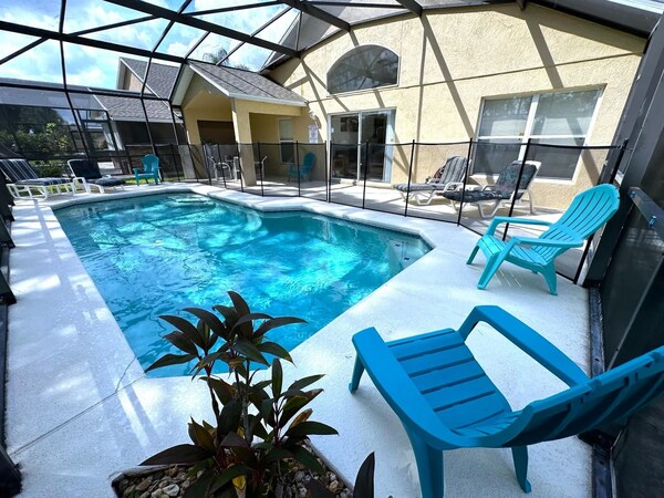South Facing Pool Villa On The Golf Course - Haines City, FL
