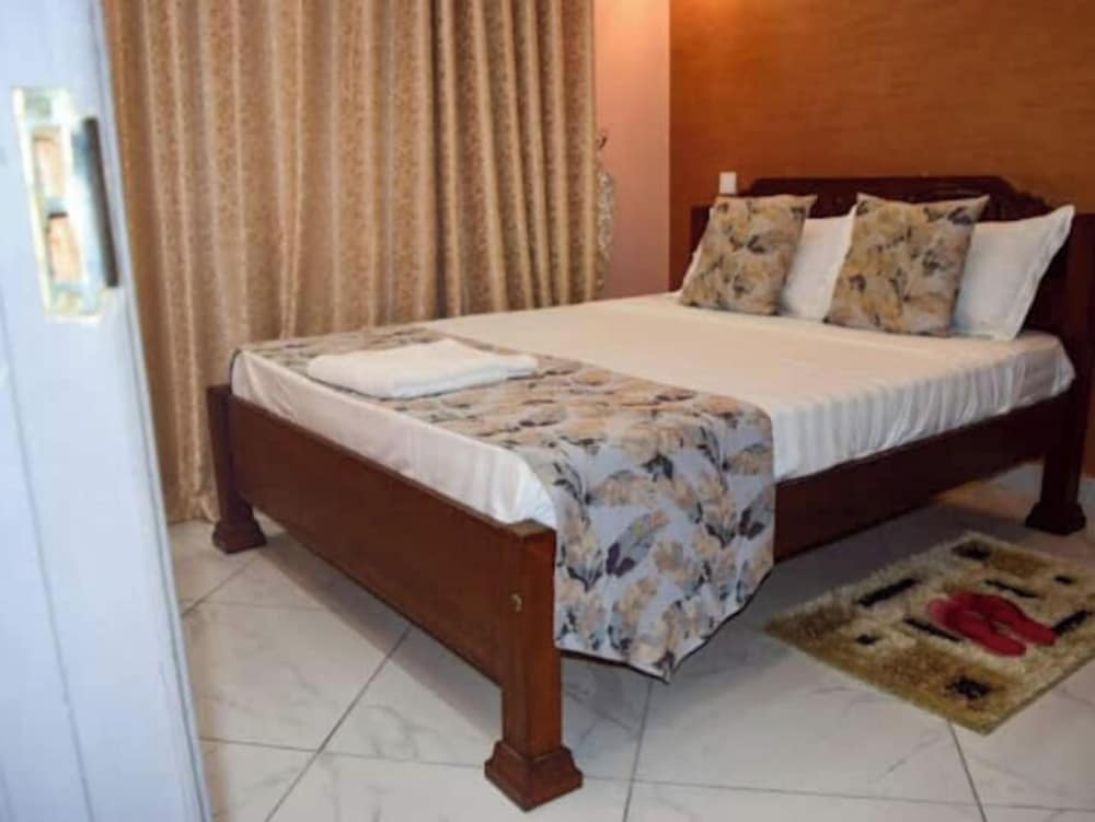 3 Bedroom Holiday Homes Mombasa - Mombasa