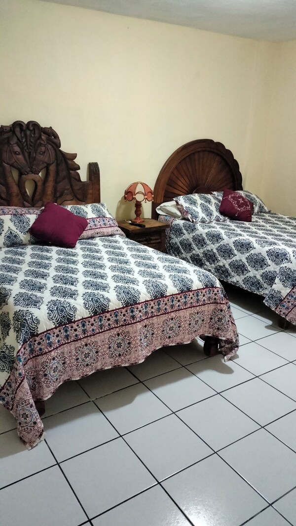 Hotel Chely - Bernal