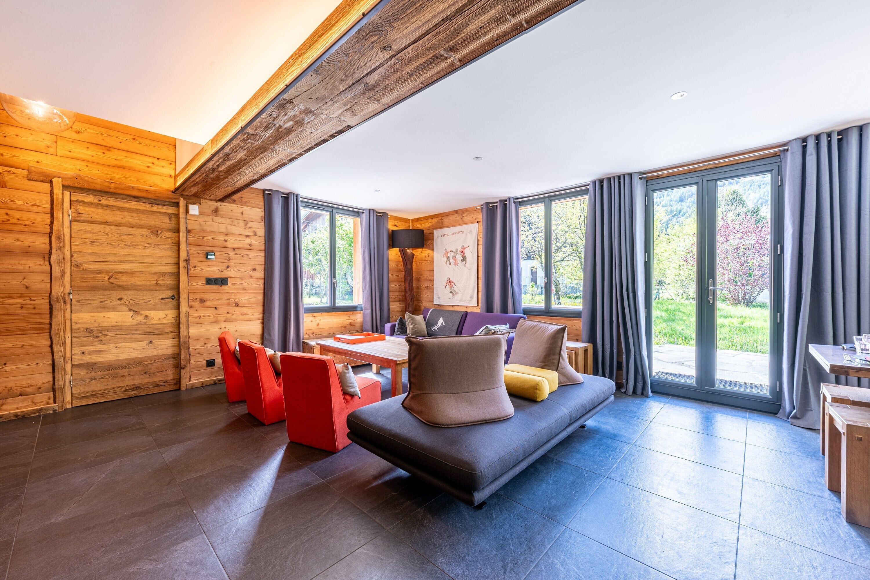Chalet 'De L'alpette' With Mountain View, Private Terrace And Wi-fi - Valloire