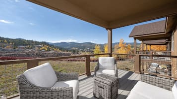 Casa, 3 quartos | Terraço/pátio