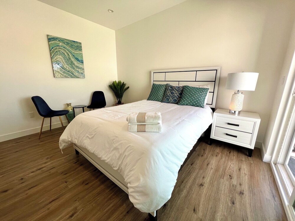 Cutie Comfort Art House - Los Angeles | Vrbo