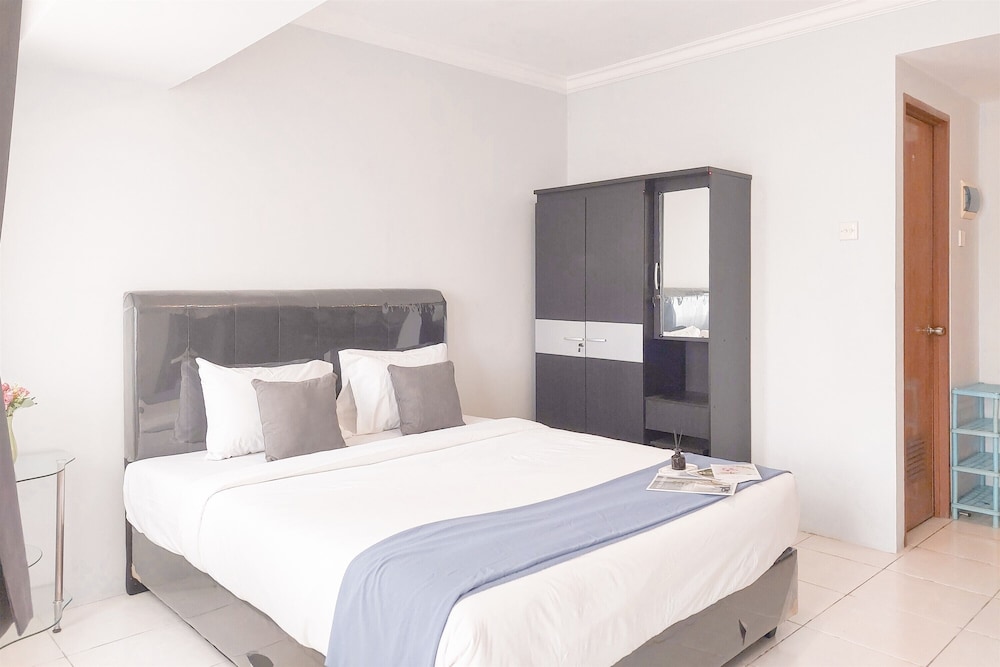 Compact And Homey Studio At Great Western Resort Apartment - Jakarta